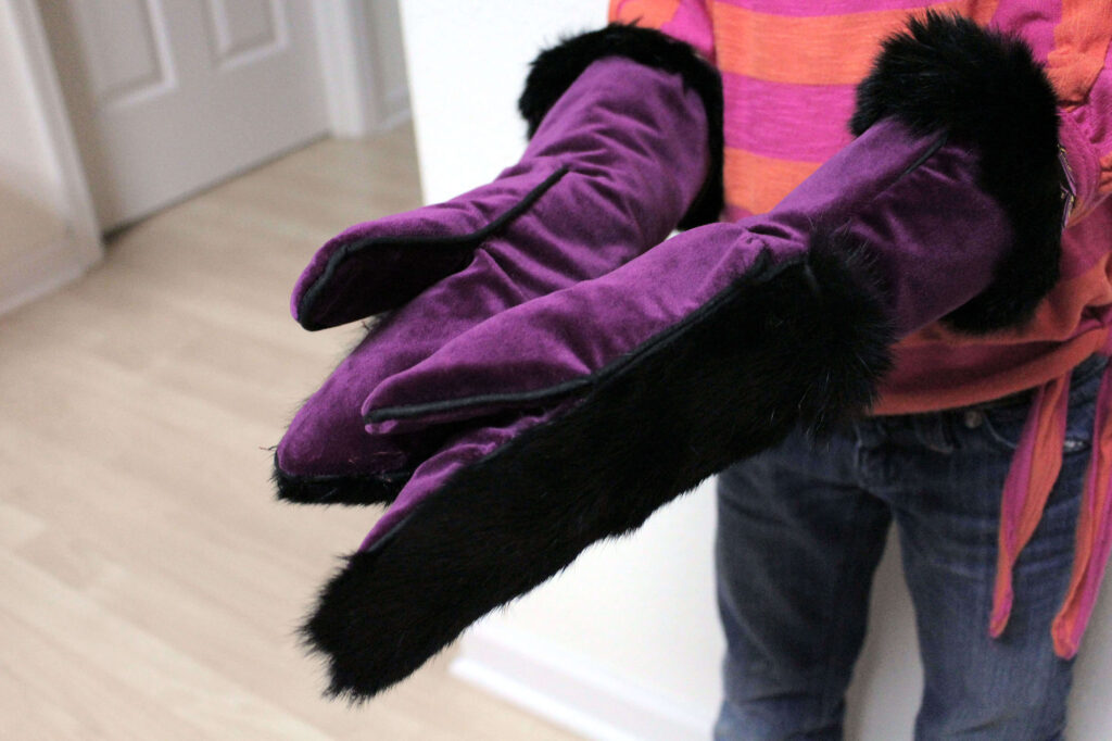 Adult Mitten Pattern (Sizes Small, Medium, Large) - Alaskan Patterns